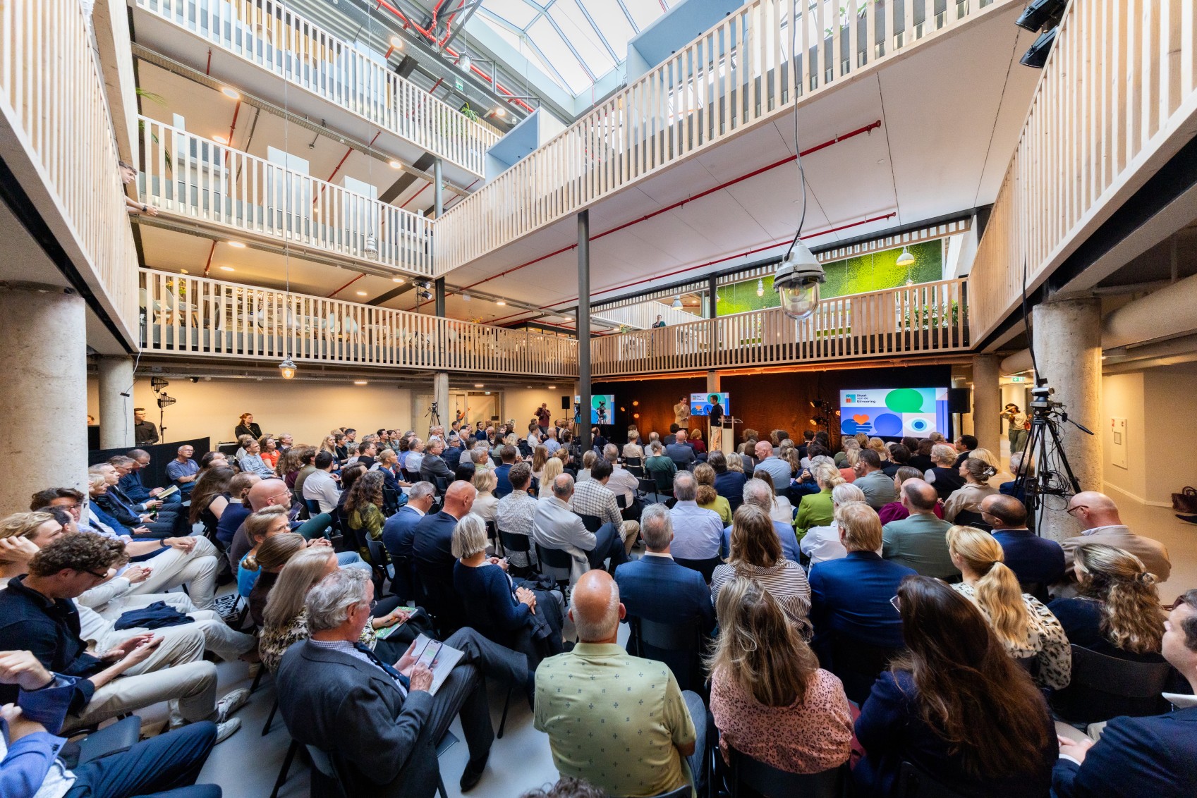 Staat van de Uitvoering 2025 pleit voor minder complexiteit en ...